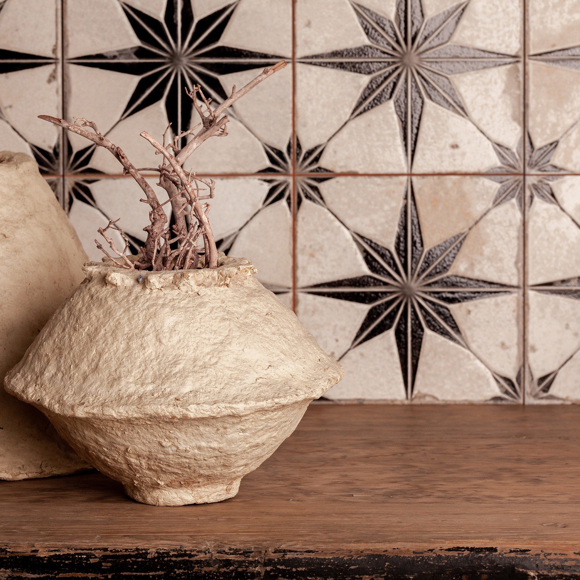 Hydra Embossed Black Patterned Ceramic Tile (450x450mm) | Go Tiles